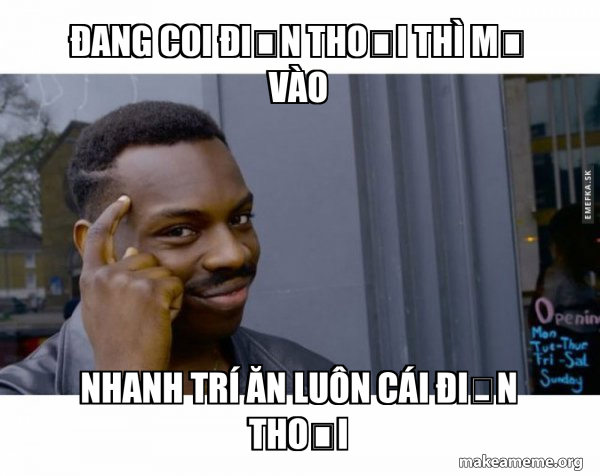 Đang coi điện thoại thì mẹ vào Nhanh trí ăn luôn cái điện thoại - Roll ...