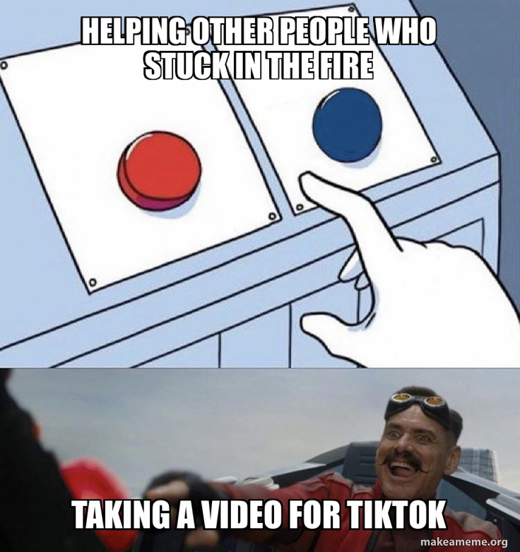 Helping other people who stuck in the fire Taking a video for TikTok ...