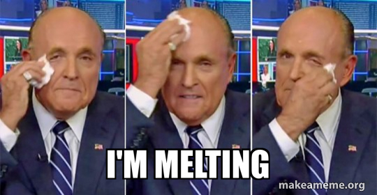 I'M MELTING Meme Generator