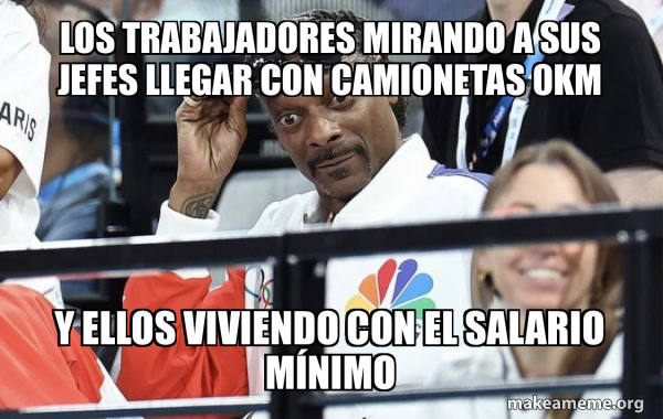 Los trabajadores mirando a sus jefes llegar con camionetas 0km Y ellos ...